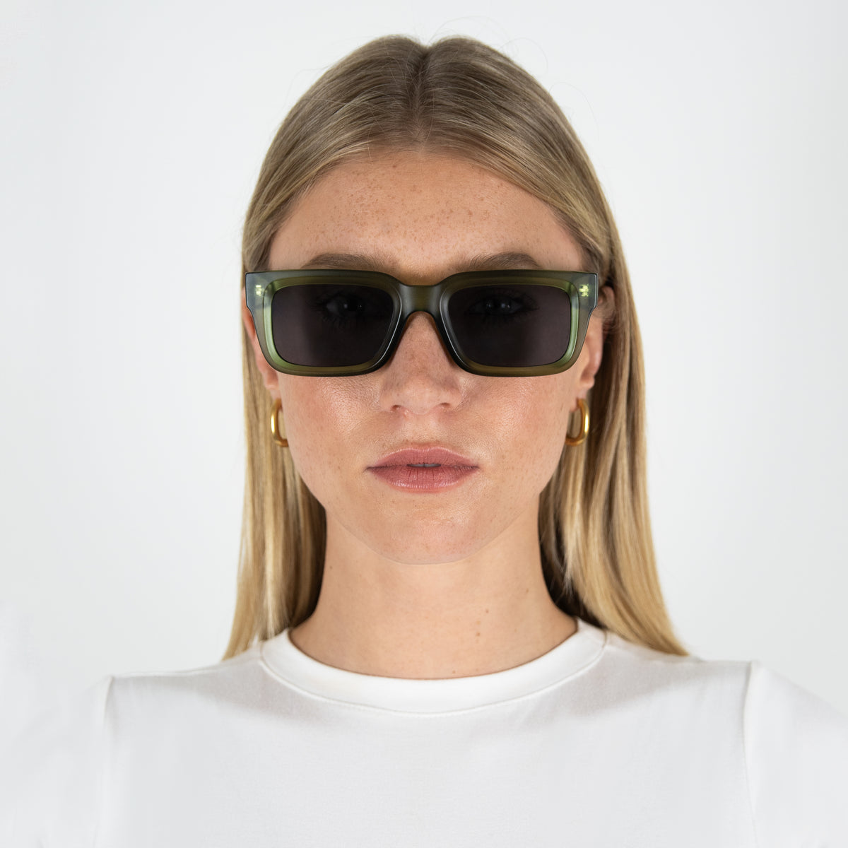 Anteojos BOND Molara Olive – Manifesto Design Store